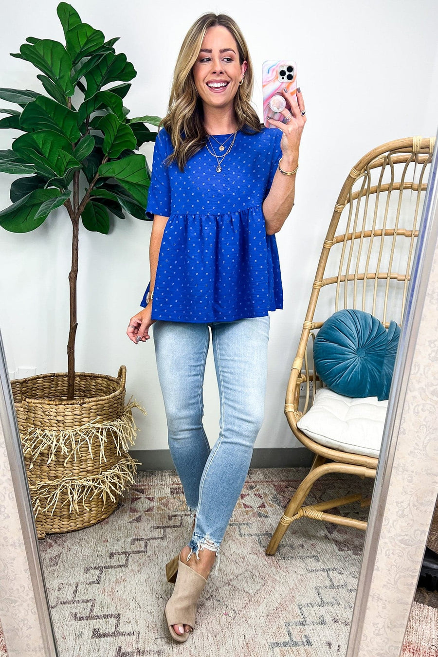 WAREHOUSE BLOWOUT SALE 23 · Madison + Mallory